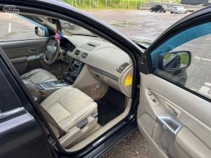 Melns Volvo XC90 2004 Kauņa, ar dzinēja tilpumu 2.40 L un nobraukumu 329 tūkst. km par 2300 €, foto 30 vietnē AUTOMOTO.COM.LV