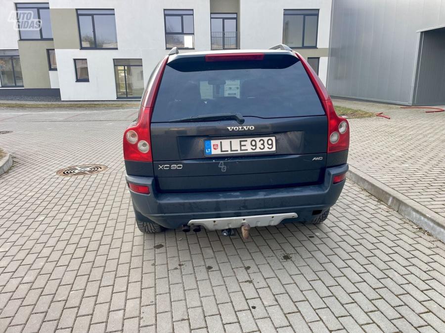 Melns Volvo XC90 2004 Viļņa, ar dzinēja tilpumu 2.40 L un nobraukumu 433 tūkst. km par 2900 €, foto 11 vietnē AUTOMOTO.COM.LV