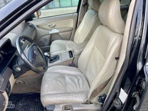 Melns Volvo XC90 2004 Viļņa, ar dzinēja tilpumu 2.40 L un nobraukumu 433 tūkst. km par 2900 €, foto 13 vietnē AUTOMOTO.COM.LV