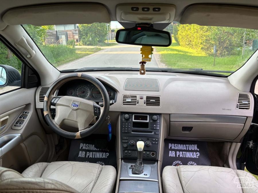 Melns Volvo XC90 2004 Kauņa, ar dzinēja tilpumu 2.40 L un nobraukumu 385 tūkst. km par 2999 €, foto 12 vietnē AUTOMOTO.COM.LV