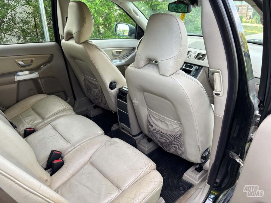 Melns Volvo XC90 2004 Kauņa, ar dzinēja tilpumu 2.40 L un nobraukumu 385 tūkst. km par 2999 €, foto 14 vietnē AUTOMOTO.COM.LV