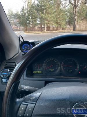Melns Volvo XC90 2004 Liepāja, ar dzinēja tilpumu 2.40 L un nobraukumu 302 tūkst. km par 3000 €, foto 5 vietnē AUTOMOTO.COM.LV