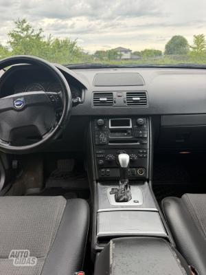 Black Volvo XC90 2004 in Kaunas, with an engine capacity of 2.40 L and mileage of 305 thousand km for 3400 €, photo 7 on AUTOMOTO.COM.LV