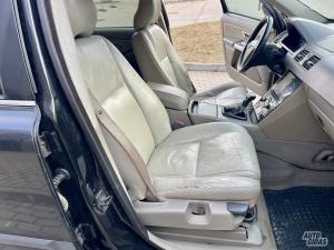 Black Volvo XC90 2004 in Vilnius, with an engine capacity of 2.40 L and mileage of 433 thousand km for 2800 €, photo 16 on AUTOMOTO.COM.LV