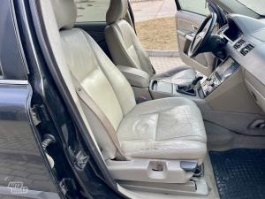 Black Volvo XC90 2004 in Vilnius, with an engine capacity of 2.40 L and mileage of 433 thousand km for 2900 €, photo 16 on AUTOMOTO.COM.LV