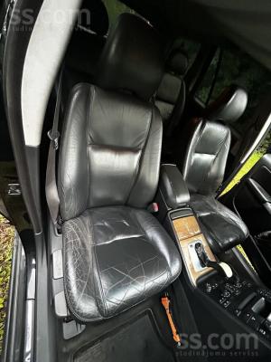 Melns Volvo XC90 2004 Rīga, ar dzinēja tilpumu 2.40 L un nobraukumu 0 tūkst. km par 2250 €, foto 10 vietnē AUTOMOTO.COM.LV