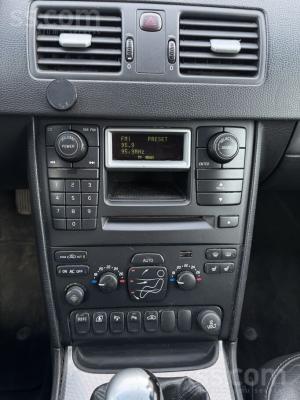 Black Volvo XC90 2004 in Cesis, with an engine capacity of 2.40 L and mileage of 0 thousand km for 3400 €, photo 23 on AUTOMOTO.COM.LV