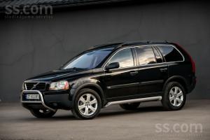 Black Volvo XC90 2004 in Jelgava, with an engine capacity of 2.40 L and mileage of 266 thousand km for 4800 €, photo 3 on AUTOMOTO.COM.LV