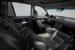Black Volvo XC90 2004 in Jelgava, with an engine capacity of 2.40 L and mileage of 266 thousand km for 4800 €, photo 22 on AUTOMOTO.COM.LV