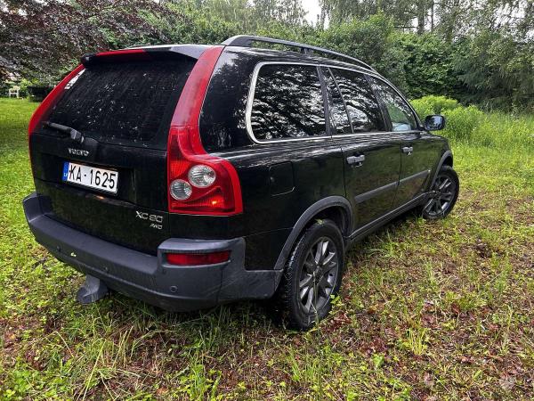 Черный Вольво ХС90 2004 в Вильнюс, объемом двигателя 2.40 л и пробегом 332 тыс. км за 2250 €, фото 6 на AUTOMOTO.COM.LV