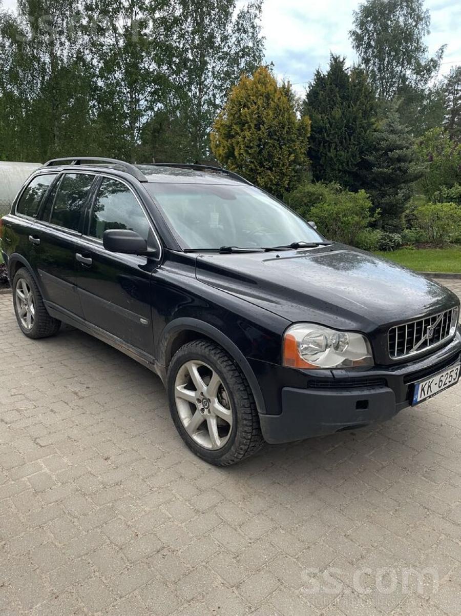 Melns Volvo XC90 2004 Gulbene, ar dzinēja tilpumu 2.40 L un nobraukumu 0 tūkst. km par 2500 €, foto 1 vietnē AUTOMOTO.COM.LV