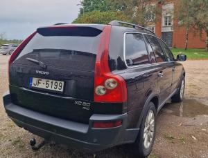 Melns Volvo XC90 2004 Grobiņa, ar dzinēja tilpumu 2.40 L un nobraukumu 334 tūkst. km par 3350 €, foto 4 vietnē AUTOMOTO.COM.LV