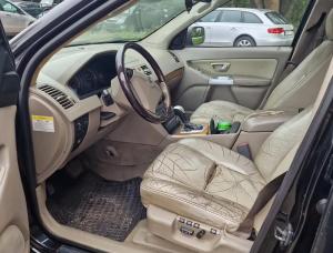 Melns Volvo XC90 2004 Grobiņa, ar dzinēja tilpumu 2.40 L un nobraukumu 334 tūkst. km par 3350 €, foto 7 vietnē AUTOMOTO.COM.LV