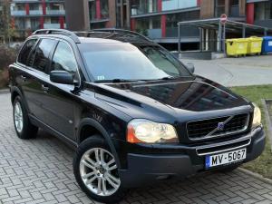 Black Volvo XC90 2004 in Riga, with an engine capacity of 2.40 L and mileage of 406 thousand km for 3690 €, photo  on AUTOMOTO.COM.LV