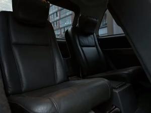 Black Volvo XC90 2004 in Riga, with an engine capacity of 2.40 L and mileage of 406 thousand km for 3690 €, photo 10 on AUTOMOTO.COM.LV