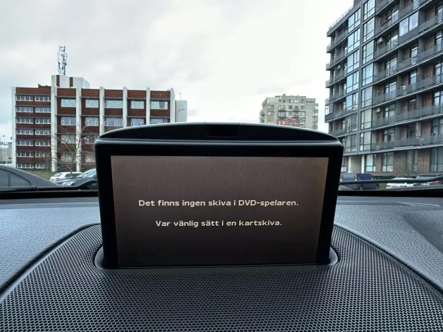 Black Volvo XC90 2004 in Riga, with an engine capacity of 2.40 L and mileage of 406 thousand km for 3690 €, photo 16 on AUTOMOTO.COM.LV