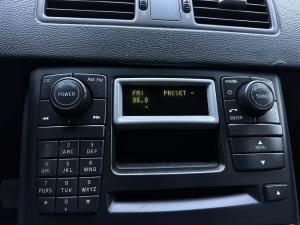 Black Volvo XC90 2004 in Riga, with an engine capacity of 2.40 L and mileage of 406 thousand km for 3690 €, photo 17 on AUTOMOTO.COM.LV