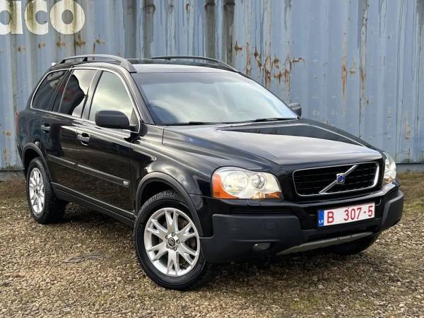 Melns Volvo XC90 2004 Rīga, ar dzinēja tilpumu 2.40 L un nobraukumu 384 tūkst. km par 5995 €, foto 1 vietnē AUTOMOTO.COM.LV