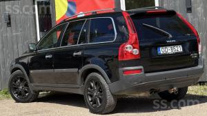 Melns Volvo XC90 2004 Rīga, ar dzinēja tilpumu 2.40 L un nobraukumu 0 tūkst. km par 1990 €, foto 4 vietnē AUTOMOTO.COM.LV