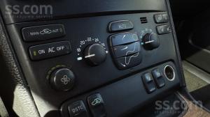Melns Volvo XC90 2004 Rīga, ar dzinēja tilpumu 2.40 L un nobraukumu 0 tūkst. km par 1990 €, foto 16 vietnē AUTOMOTO.COM.LV