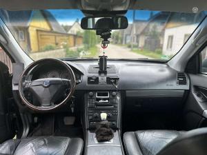 Black Volvo XC90 2004 in Rokiskis, with an engine capacity of 2.40 L and mileage of 327 thousand km for 2800 €, photo 11 on AUTOMOTO.COM.LV