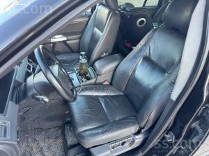 Black Volvo XC90 2004 in Riga, with an engine capacity of 2.40 L and mileage of 279 thousand km for 4000 €, photo 9 on AUTOMOTO.COM.LV