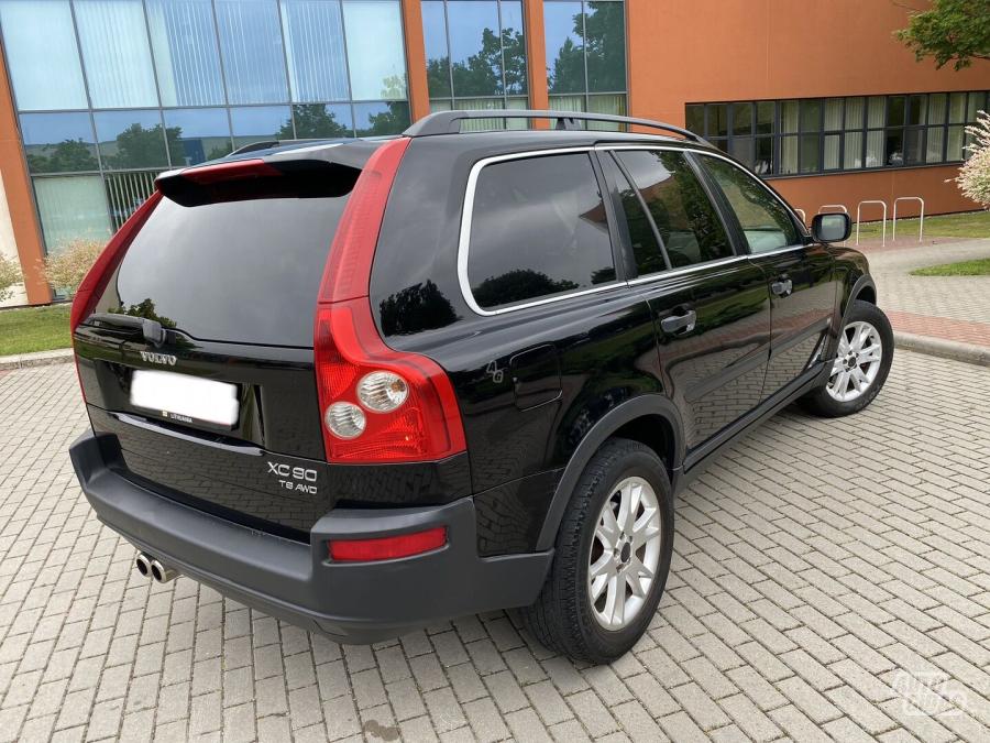 Черный Вольво ХС90 2004 в Клайпеда, объемом двигателя 2.90 л и пробегом 148 тыс. км за 2900 €, фото 8 на AUTOMOTO.COM.LV