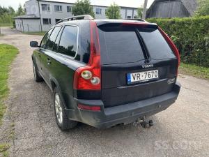 Melns Volvo XC90 2004 Rēzekne, ar dzinēja tilpumu 2.40 L un nobraukumu 445 tūkst. km par 1400 €, foto 5 vietnē AUTOMOTO.COM.LV