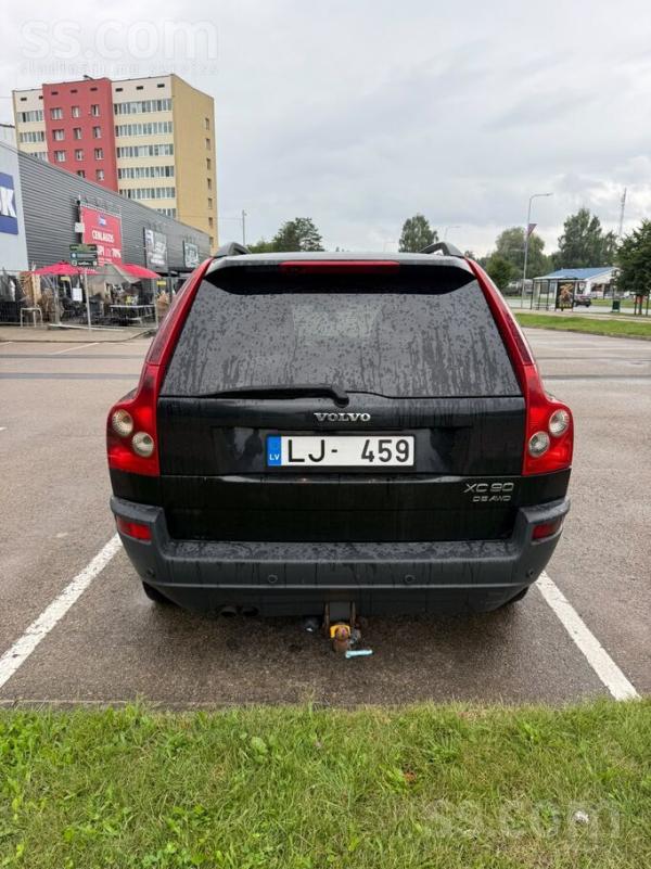 Melns Volvo XC90 2004 Jelgava, ar dzinēja tilpumu 2.40 L un nobraukumu 360 tūkst. km par 3100 €, foto 5 vietnē AUTOMOTO.COM.LV