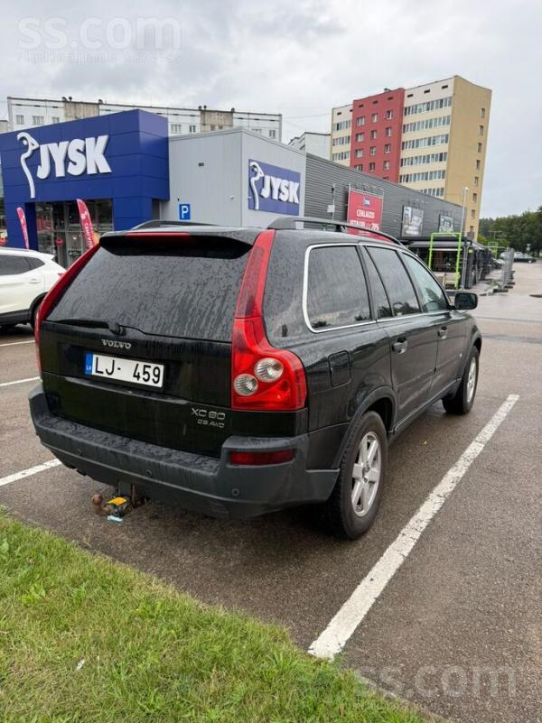 Melns Volvo XC90 2004 Jelgava, ar dzinēja tilpumu 2.40 L un nobraukumu 360 tūkst. km par 3100 €, foto 6 vietnē AUTOMOTO.COM.LV