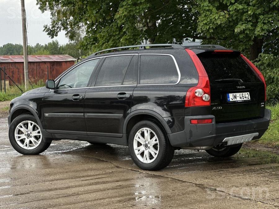 Melns Volvo XC90 2004 Rīga, ar dzinēja tilpumu 2.50 L un nobraukumu 434 tūkst. km par 3600 €, foto 7 vietnē AUTOMOTO.COM.LV