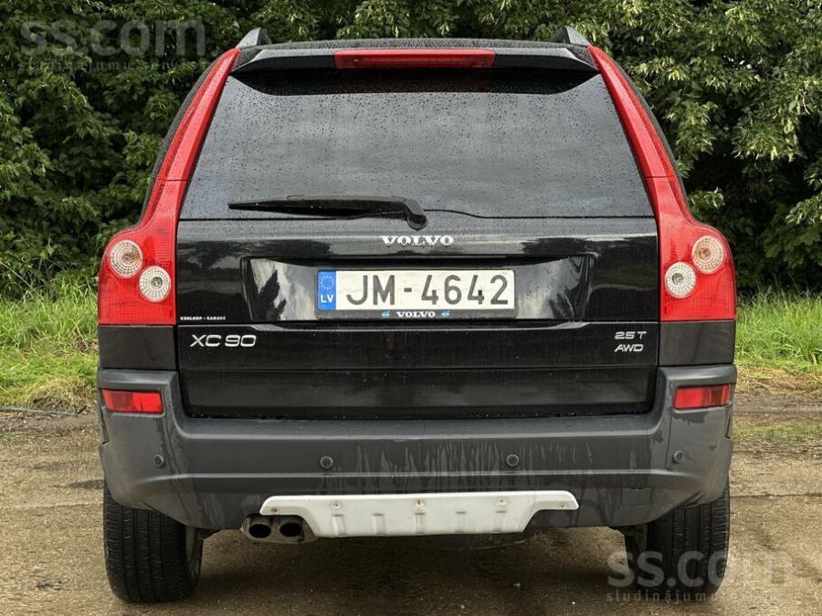Melns Volvo XC90 2004 Rīga, ar dzinēja tilpumu 2.50 L un nobraukumu 434 tūkst. km par 3600 €, foto 29 vietnē AUTOMOTO.COM.LV