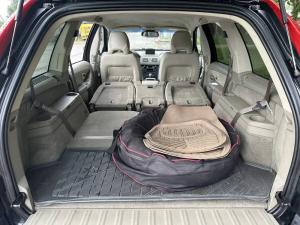 Melns Volvo XC90 2004 Rīga, ar dzinēja tilpumu 2.50 L un nobraukumu 434 tūkst. km par 3600 €, foto 24 vietnē AUTOMOTO.COM.LV