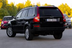 Melns Volvo XC90 2004 Jelgava, ar dzinēja tilpumu 2.40 L un nobraukumu 406 tūkst. km par 2300 €, foto 6 vietnē AUTOMOTO.COM.LV