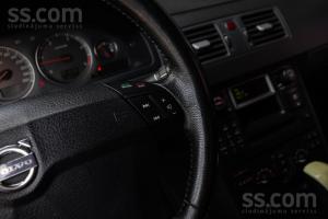 Melns Volvo XC90 2004 Jelgava, ar dzinēja tilpumu 2.40 L un nobraukumu 0 tūkst. km par 2300 €, foto 17 vietnē AUTOMOTO.COM.LV