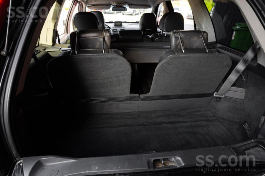 Melns Volvo XC90 2004 Jelgava, ar dzinēja tilpumu 2.40 L un nobraukumu 0 tūkst. km par 2300 €, foto 21 vietnē AUTOMOTO.COM.LV