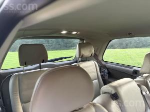 Black Volvo XC90 2004 in Riga, with an engine capacity of 2.40 L and mileage of 362 thousand km for 2500 €, photo 7 on AUTOMOTO.COM.LV