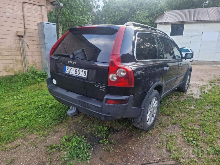 Черный Вольво ХС90 2004 в Тукумс, объемом двигателя 2.40 л и пробегом 323 тыс. км за 2700 €, фото 5 на AUTOMOTO.COM.LV