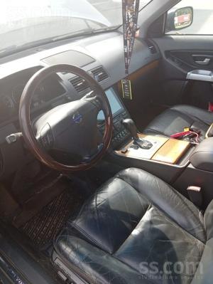 Black Volvo XC90 2004 in Liepaja, with an engine capacity of 2.90 L and mileage of 400 thousand km for 1500 €, photo  on AUTOMOTO.COM.LV