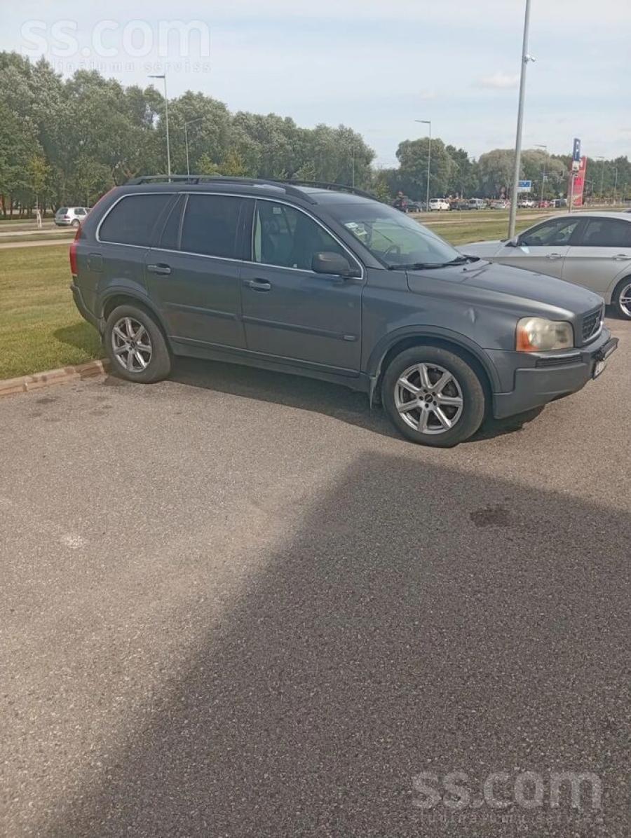 Melns Volvo XC90 2004 Liepāja, ar dzinēja tilpumu 2.90 L un nobraukumu 400 tūkst. km par 1500 €, foto 6 vietnē AUTOMOTO.COM.LV