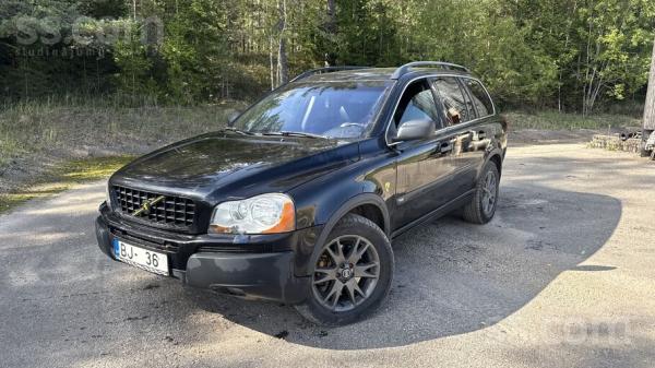 Melns Volvo XC90 2004 Madona, ar dzinēja tilpumu 2.40 L un nobraukumu 450 tūkst. km par 2500 €, foto 1 vietnē AUTOMOTO.COM.LV