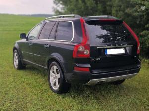 Melns Volvo XC90 2004 Ukmergė, ar dzinēja tilpumu 2.40 L un nobraukumu 316 tūkst. km par 3700 €, foto 5 vietnē AUTOMOTO.COM.LV