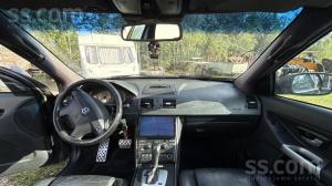 Melns Volvo XC90 2004 Rīga, ar dzinēja tilpumu 2.40 L un nobraukumu 450 tūkst. km par 2100 €, foto 10 vietnē AUTOMOTO.COM.LV