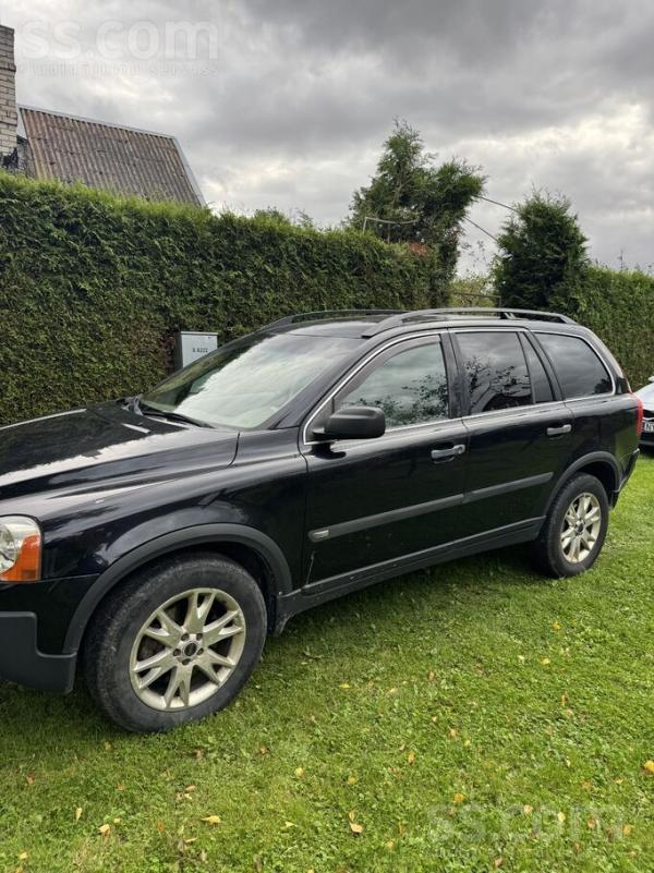 Melns Volvo XC90 2004 Rīga, ar dzinēja tilpumu 2.40 L un nobraukumu 378 tūkst. km par 1500 €, foto 3 vietnē AUTOMOTO.COM.LV