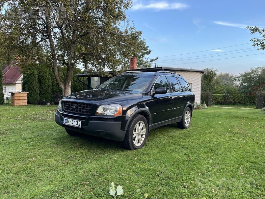 Melns Volvo XC90 2004 Jēkabpils, ar dzinēja tilpumu 2.40 L un nobraukumu 345 tūkst. km par 4250 €, foto 3 vietnē AUTOMOTO.COM.LV