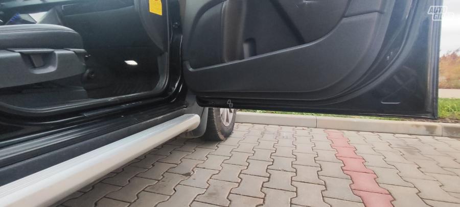 Melns Volvo XC90 2004 Viļņa, ar dzinēja tilpumu 2.40 L un nobraukumu 320 tūkst. km par 4000 €, foto 10 vietnē AUTOMOTO.COM.LV