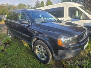 Black Volvo XC90 2004 in Riga, with an engine capacity of 2.50 L and mileage of 294 thousand km for 4600 €, photo 3 on AUTOMOTO.COM.LV