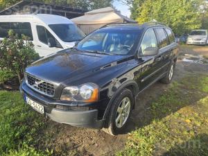 Black Volvo XC90 2004 in Riga, with an engine capacity of 2.50 L and mileage of 294 thousand km for 4600 €, photo 4 on AUTOMOTO.COM.LV
