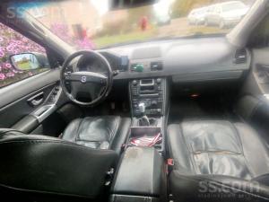 Черный Вольво ХС90 2004 в Даугавпилс, объемом двигателя 2.40 л и пробегом 0 тыс. км за 1500 €, фото 4 на AUTOMOTO.COM.LV
