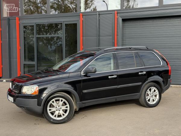 Black Volvo XC90 2004 in Alytus, with an engine capacity of 2.40 L and mileage of 350 thousand km for 4350 €, photo 6 on AUTOMOTO.COM.LV